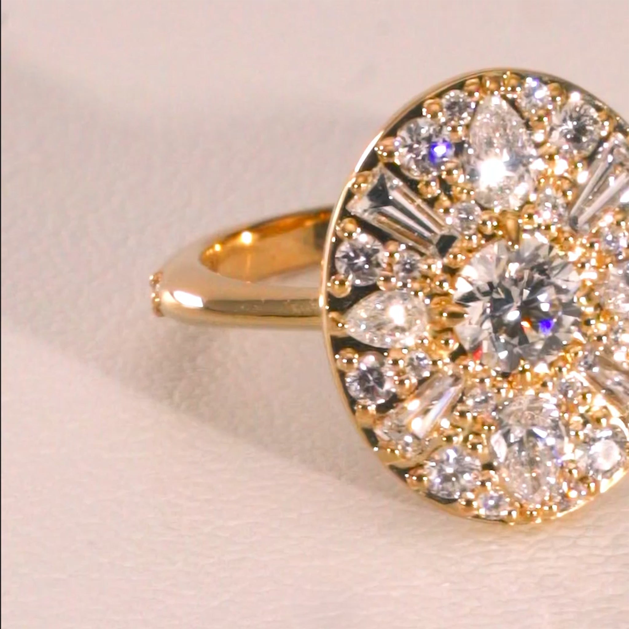 18K Gold Points North Diamond Ring | Monica Rich Kosann Jewelry