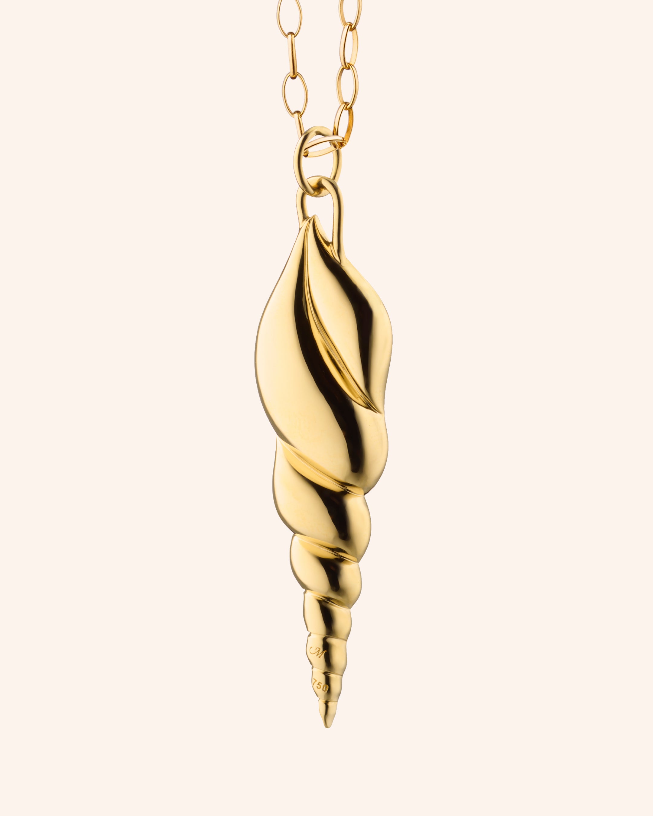 The Venus Shell Necklace in 18K Gold | Monica Rich Kosann