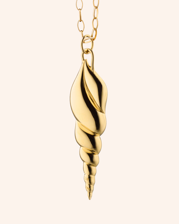 The Venus Shell Necklace in 18K Gold | Monica Rich Kosann